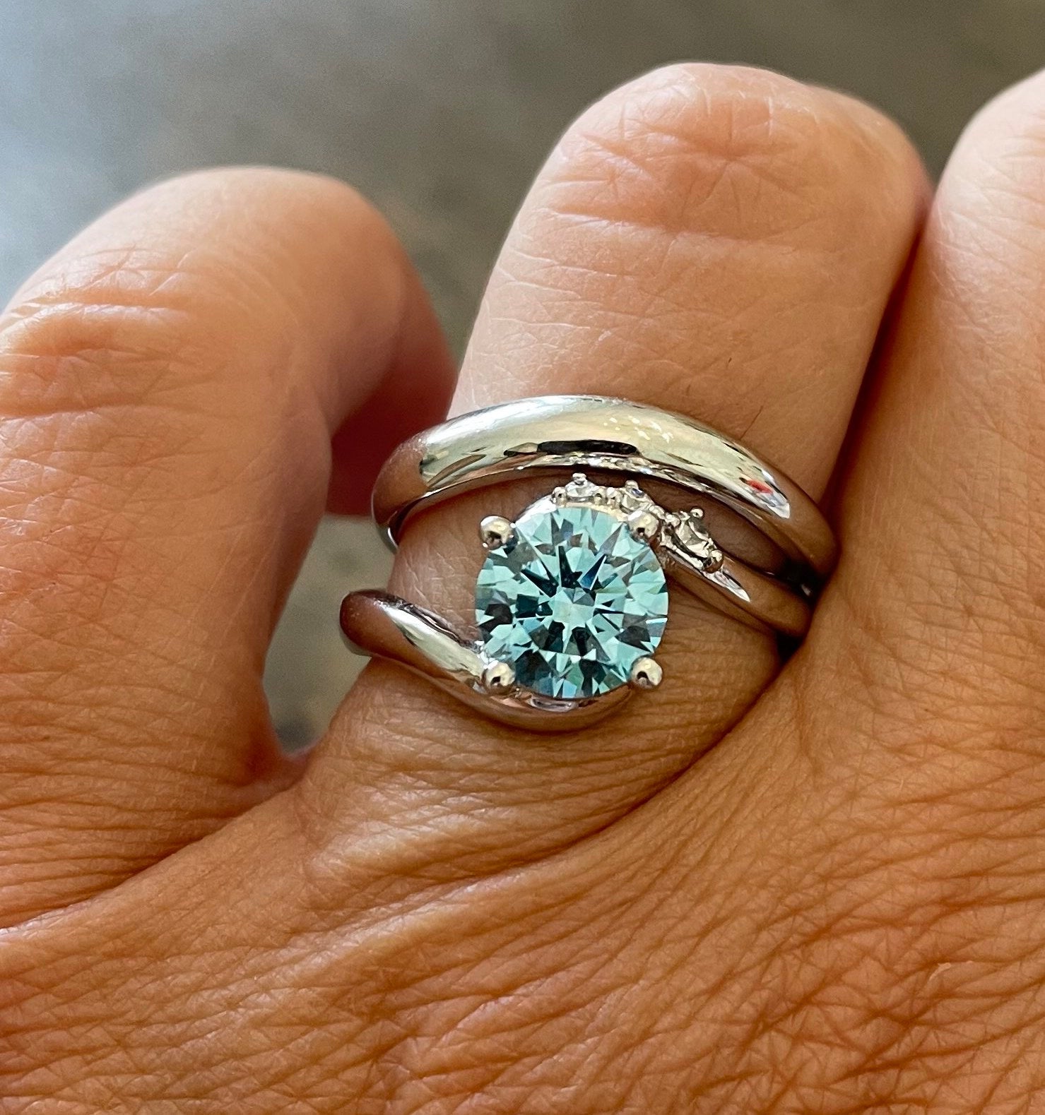 Discover the Unique Charm of Bypass Rings – MTD